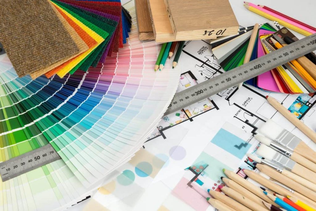 Choosing a colour scheme: Should all your picture frames be the same ...